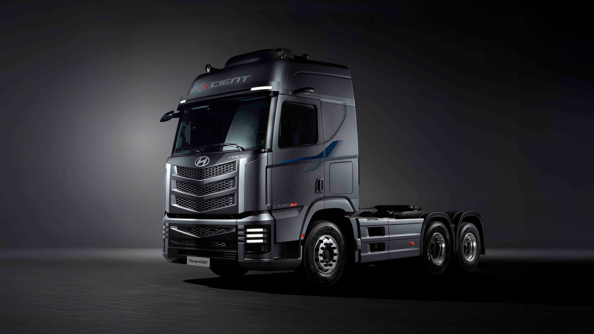 Hyundai anuncia la renovación de su camión pesado XCient 2026