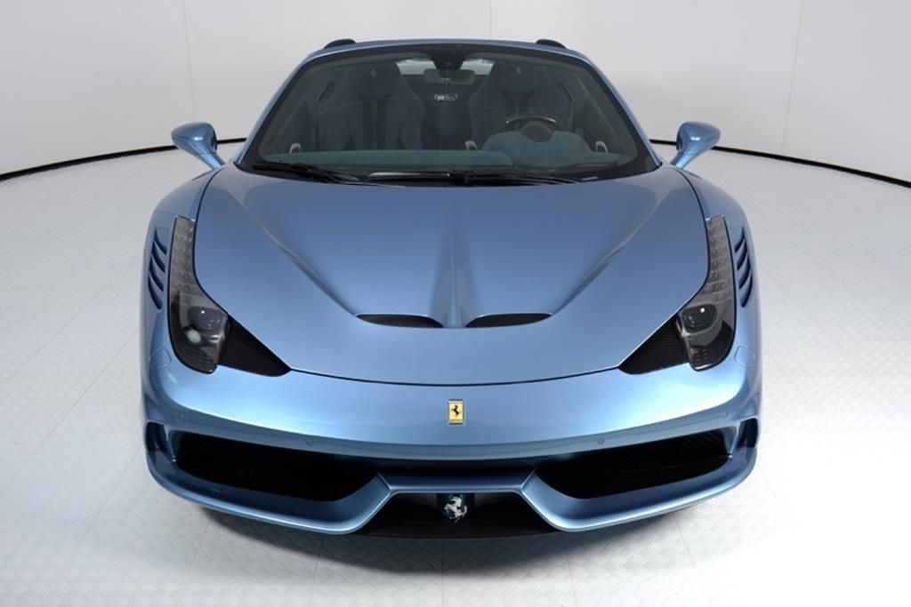 Ferrari 458 Speciale's Color Combinations