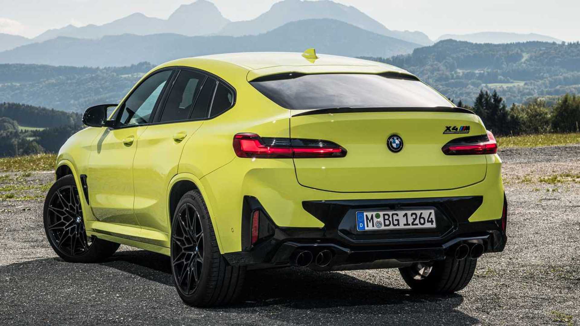 BMW X4 M Competition, la prova del super SUV da 510 CV