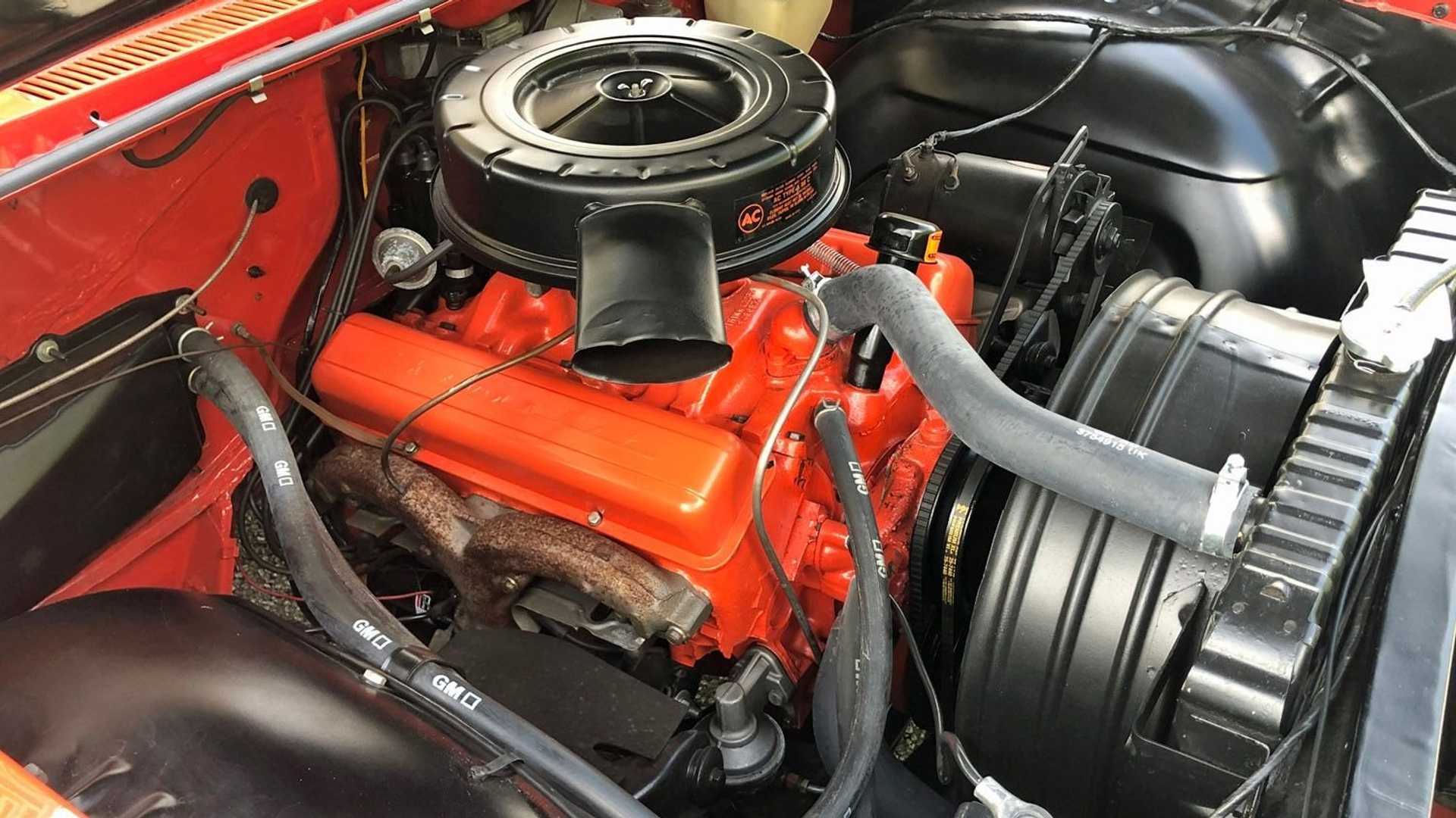 Drop The Top In This Stunning 1960 Chevy Impala 'Vert | Motorious