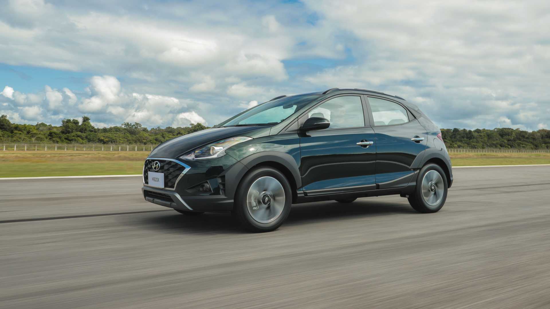 Novo Hyundai HB20X 2020 chega às lojas com desconto de até R$ 1.600