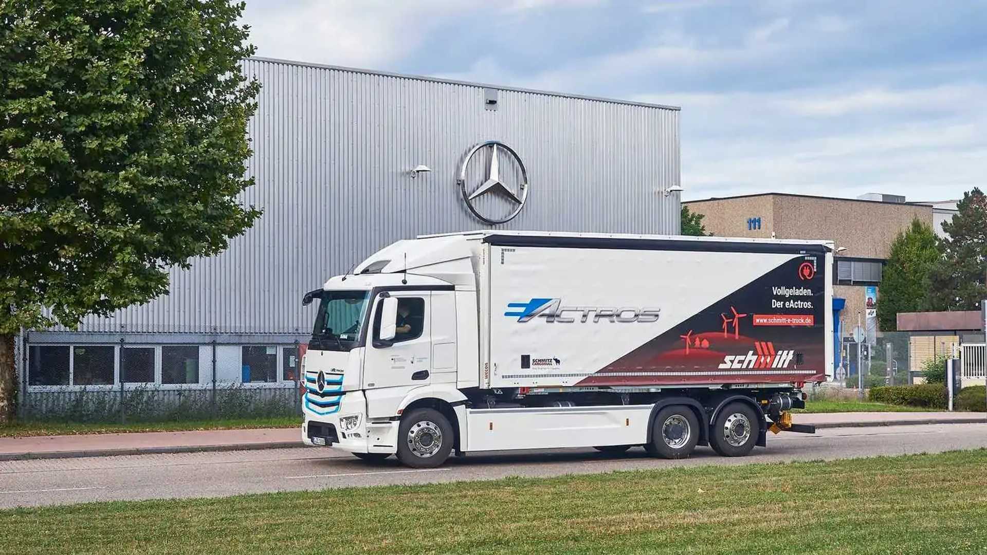 Mercedes-Benz eActros LongHaul To Be Ready In 2024