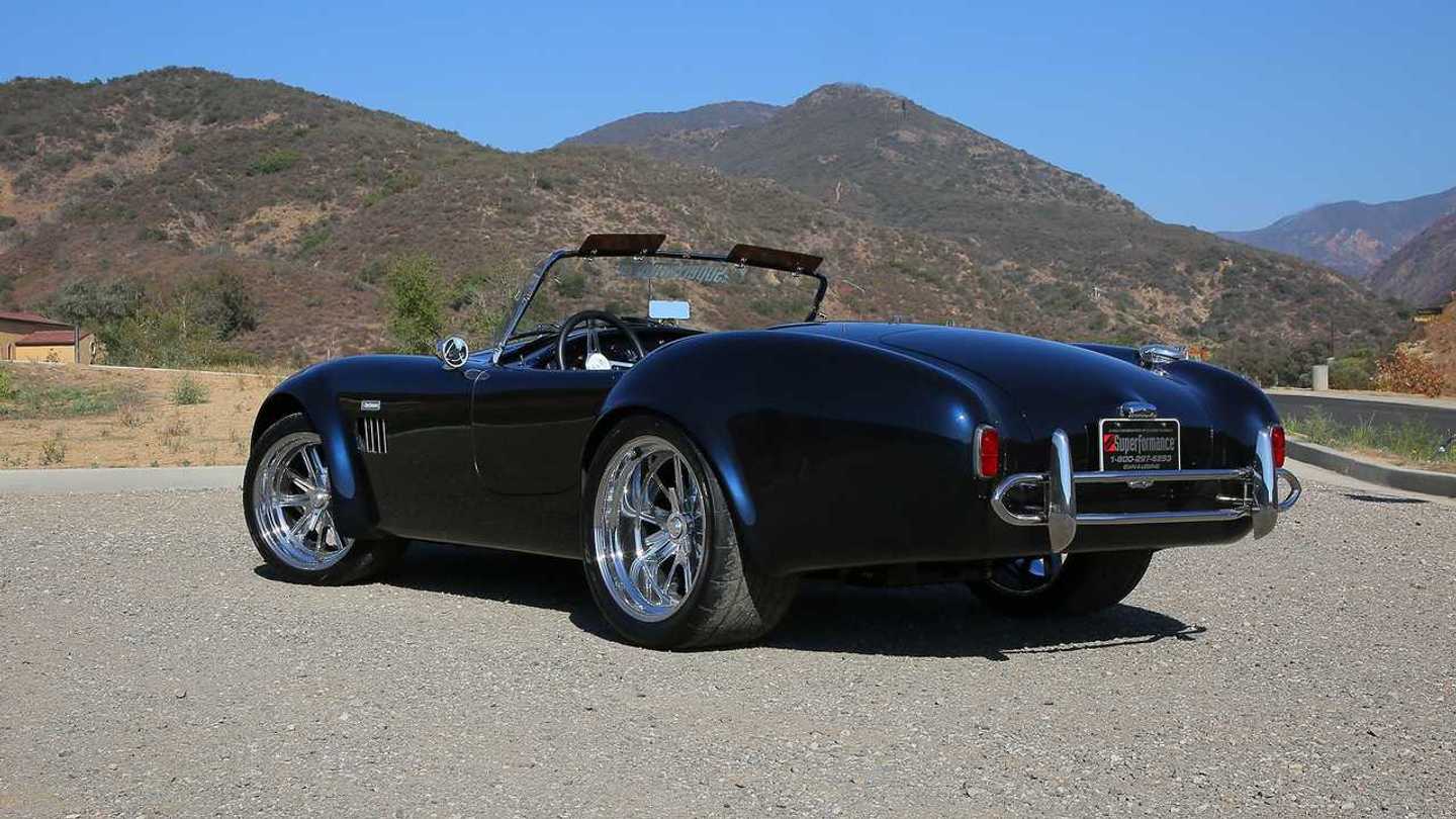 Superformance Mk III E Video Review: A Zero-Emissions Cobra