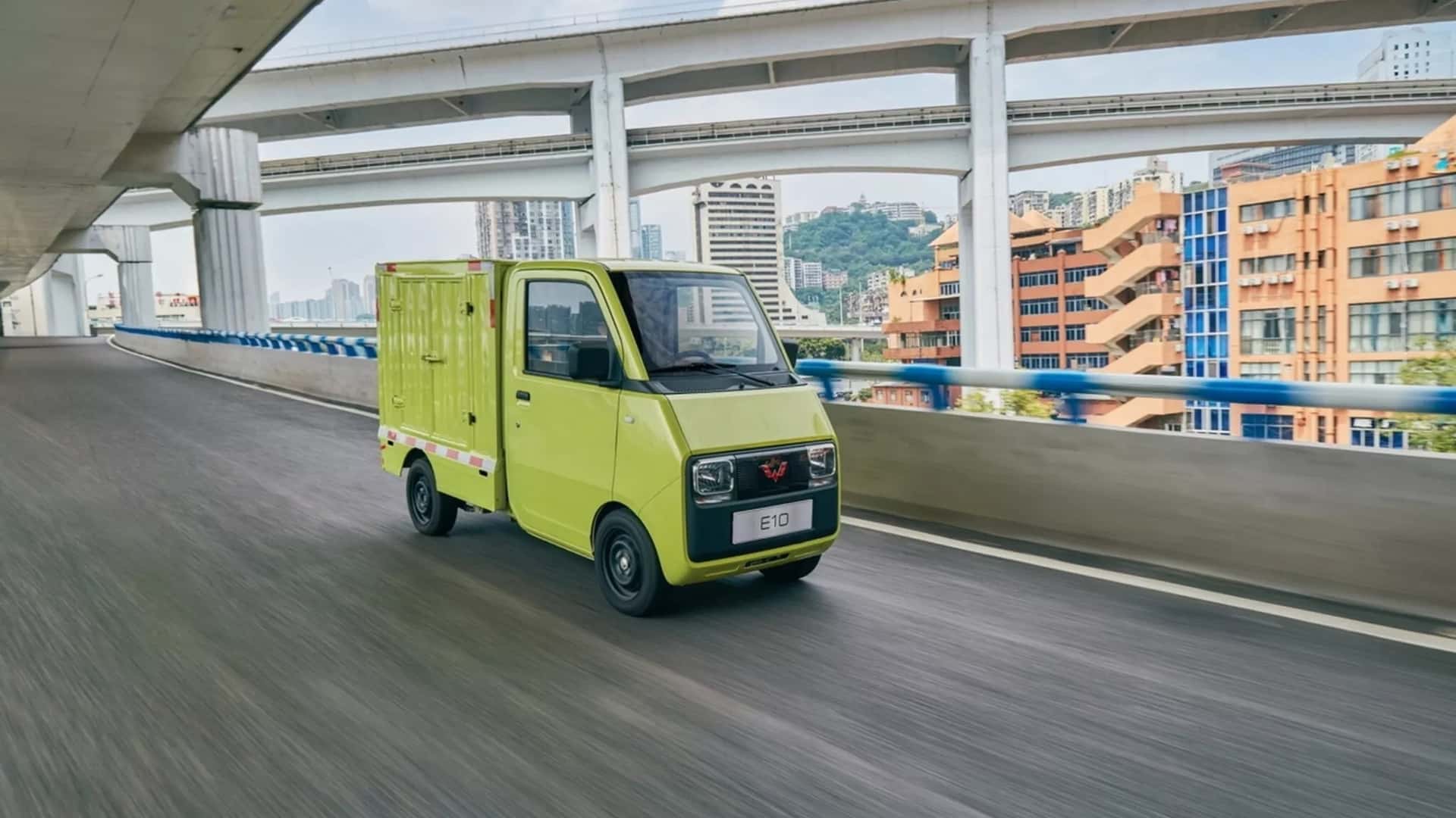 Il baby furgone cinese 100% elettrico e largo appena 1 metro