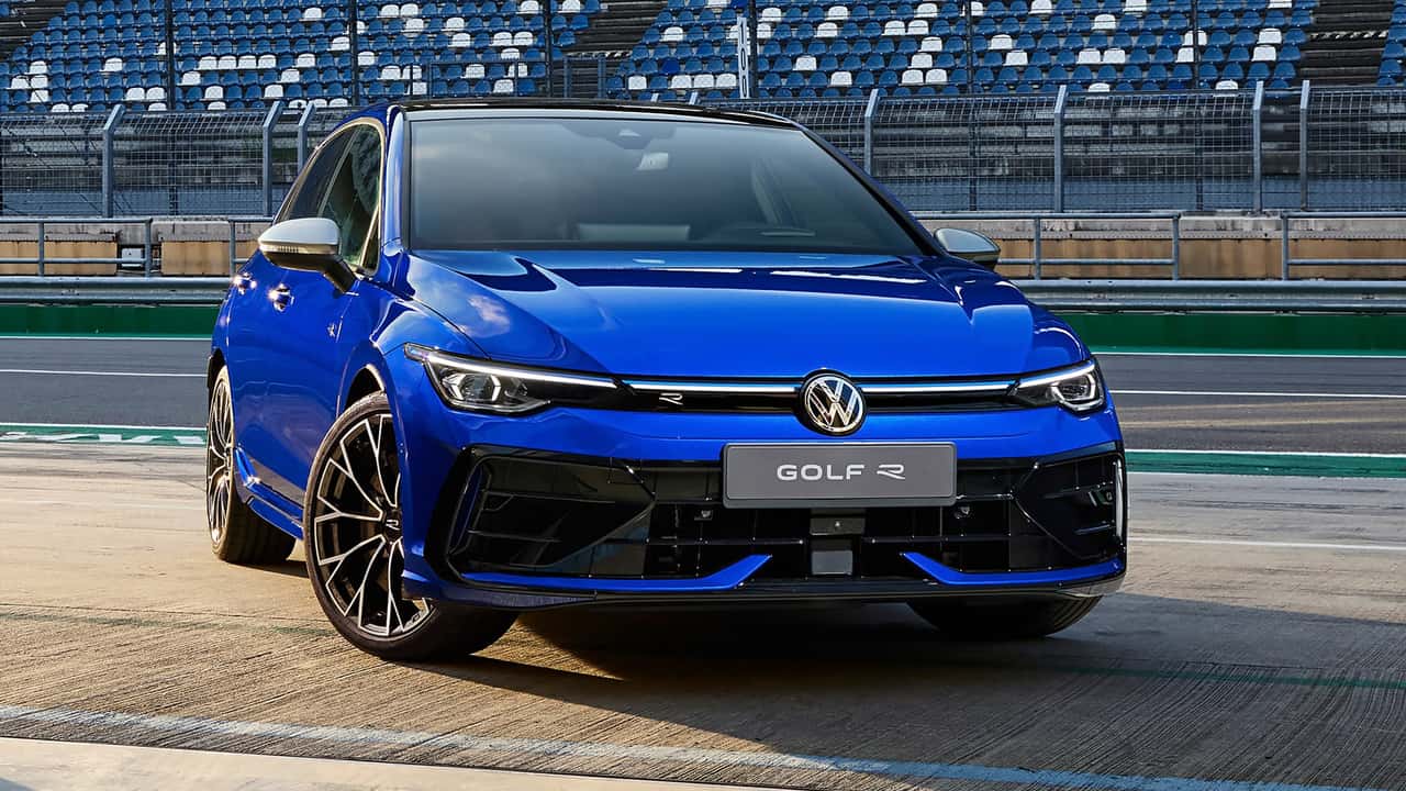 2024 makyajlı Volkswagen Golf R resmen tanıtıldı!