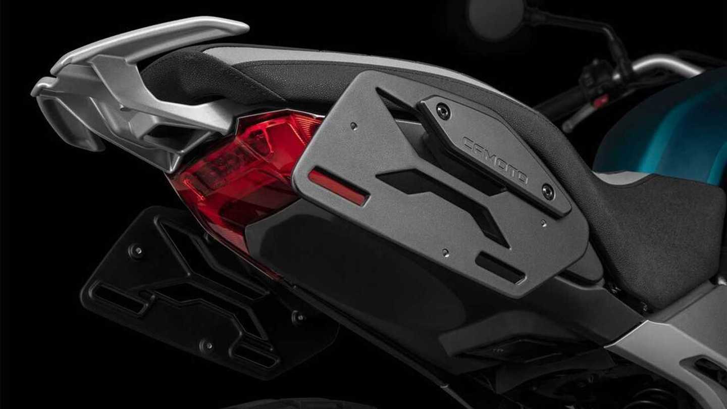 CFMoto Presents Retro-Style 700 CL-X ADV