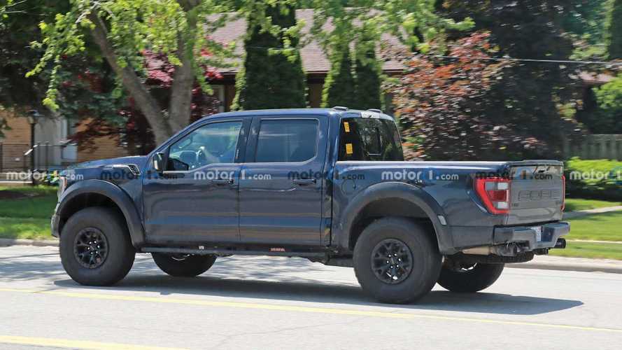 Ford F-150 Raptor News and Reviews | Motor1.com