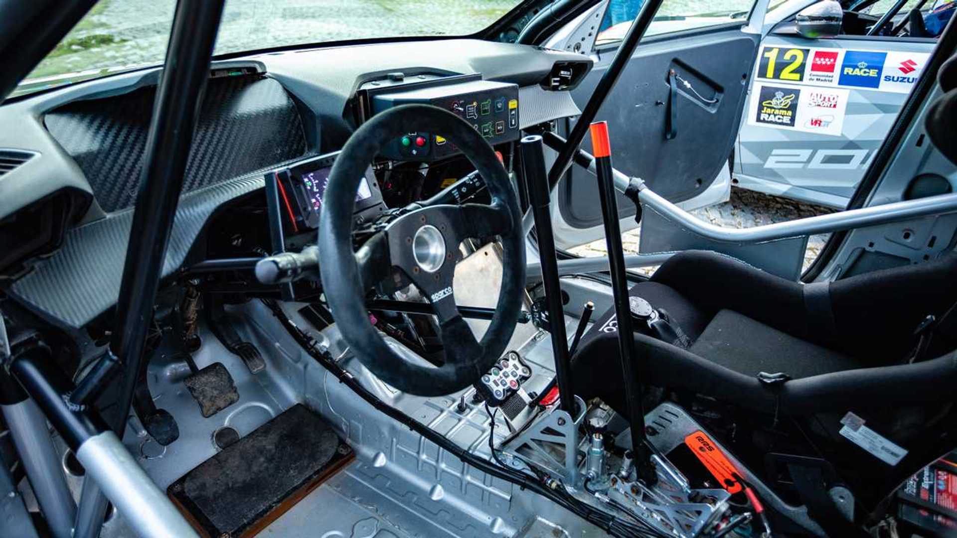 Probamos el Peugeot 208 Rally 4, el nuevo coche de carreras de la marca