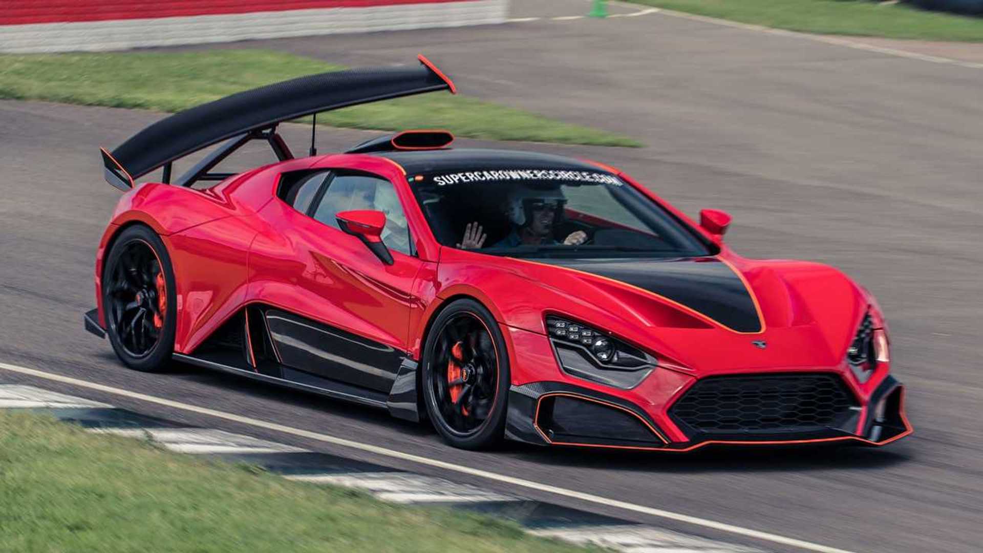 Un nuevo hiperdeportivo V12 de Zenvo está en camino