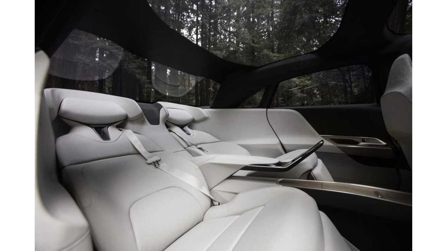 Lucid Motors Debuts The "Air": 0-60 mph in 2.5 Seconds, 400 Mile Range ...