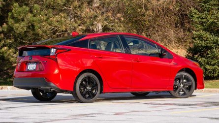 2021 Toyota Prius Review: Fading Fuel Sipper