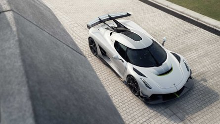 Audi R8 LMS GT2 - Une R8 de course de 640 ch