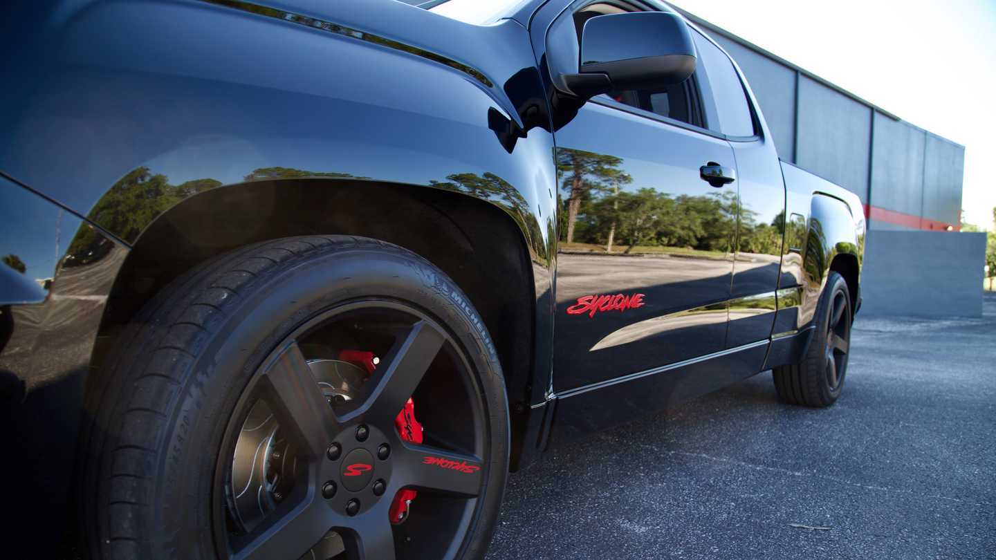 2019 GMC Syclone First Drive: Run For Cover (Video)