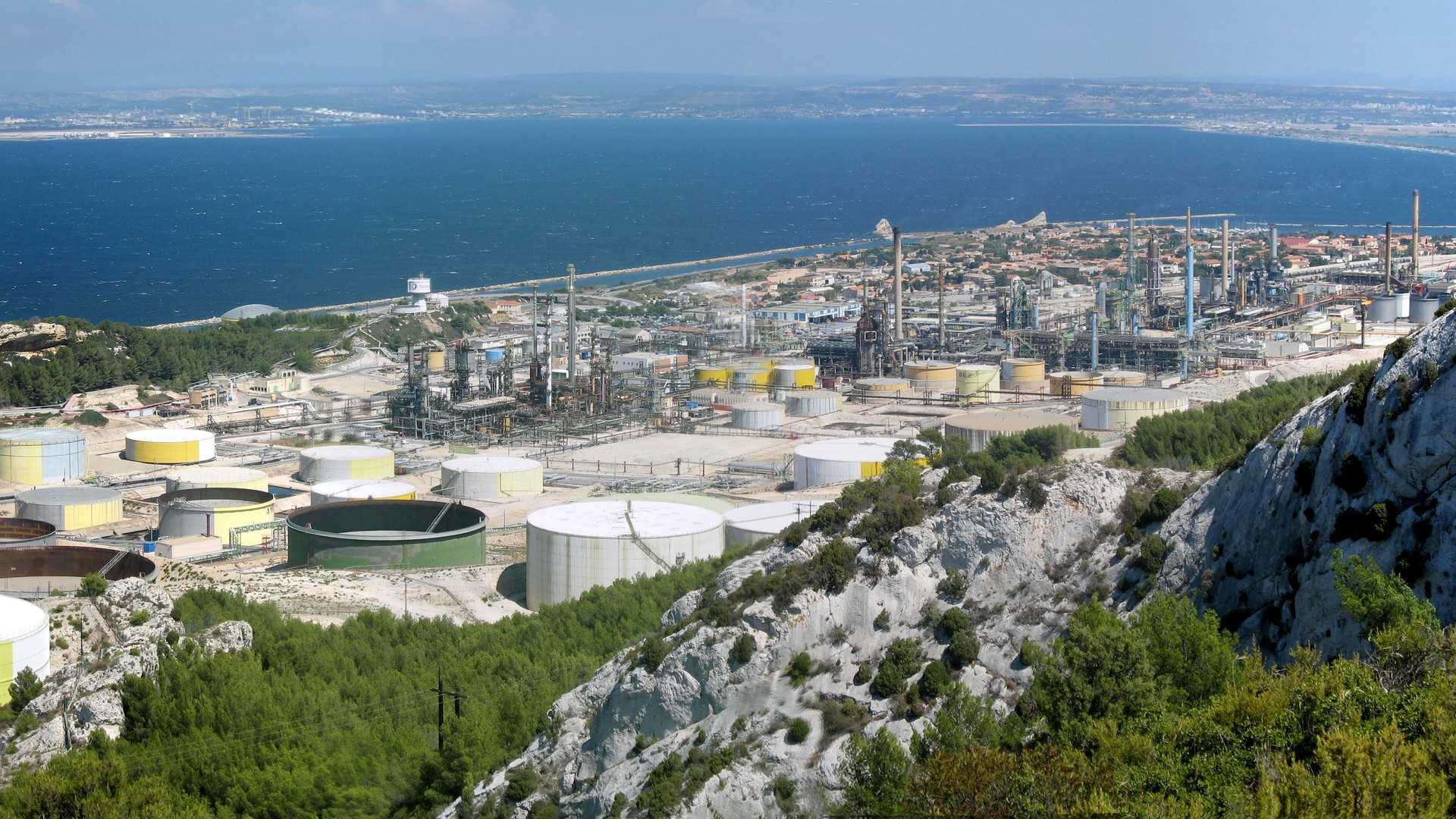 Dossier pétrole : production, import et stockage de la France 2/2