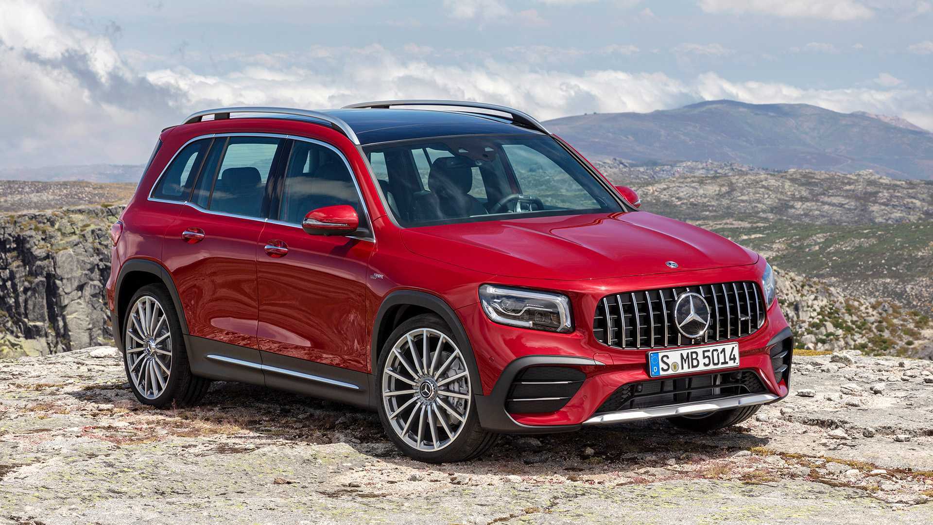 Mercedes AMG GLB 35 Debuts With 302 HP Still Space For Seven Mercedes AMG GLB 35 Debuts With 302 HP Still Space For Seven