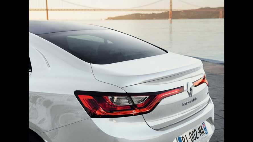 Substituto do Fluence, o belo Renault Megane Sedan é revelado - veja fotos