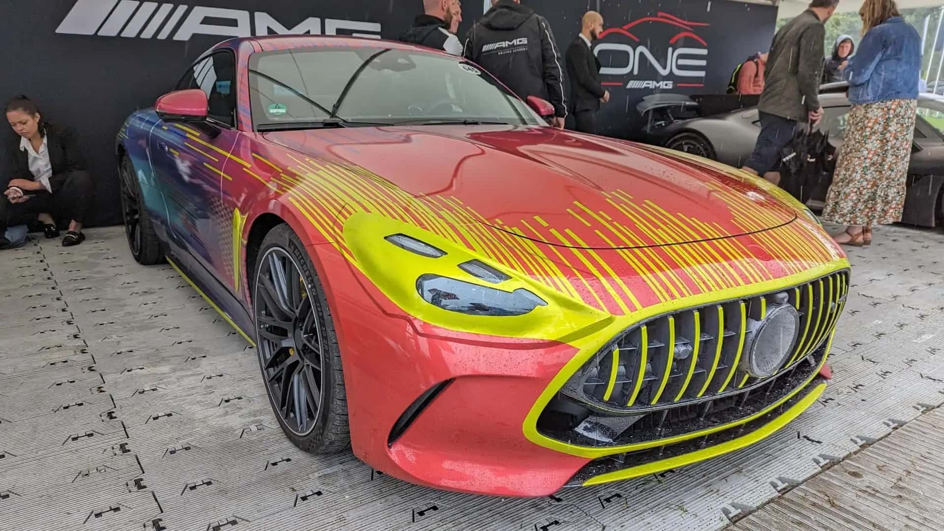 Non solo la AMG GT, ecco cos'altro sta per presentare Mercedes