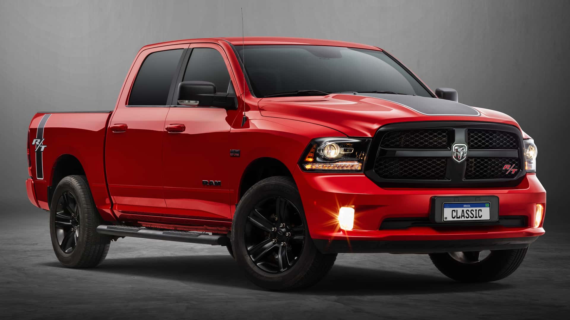 Ram Classic R/T marca fim do V8 – ALL THE CARS
