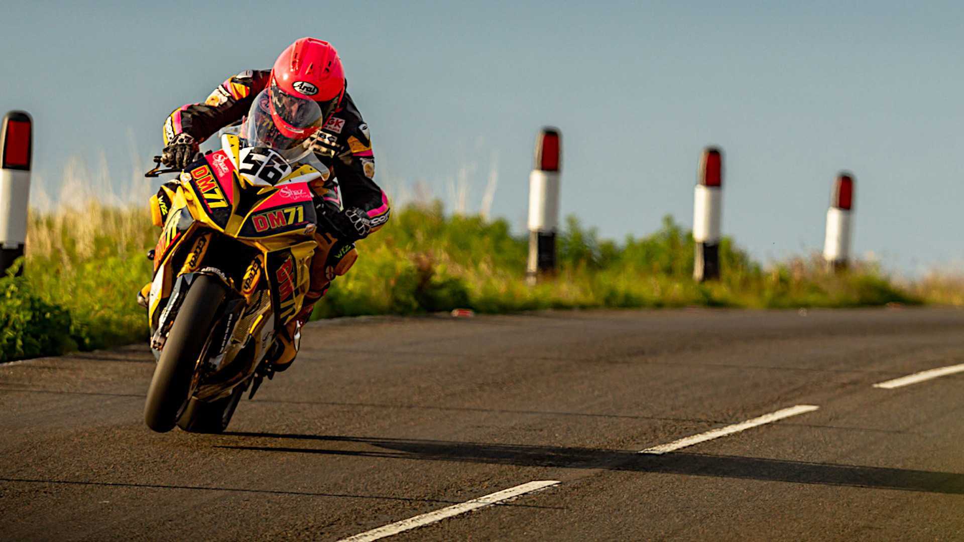 Veteran Road Racer Davy Morgan Dies During 2022 IOMTT Supersport Race