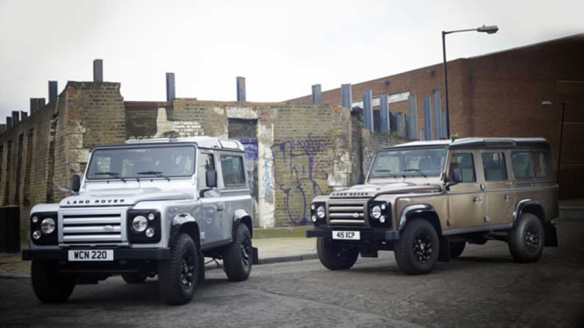 Land Rover Defender 2011