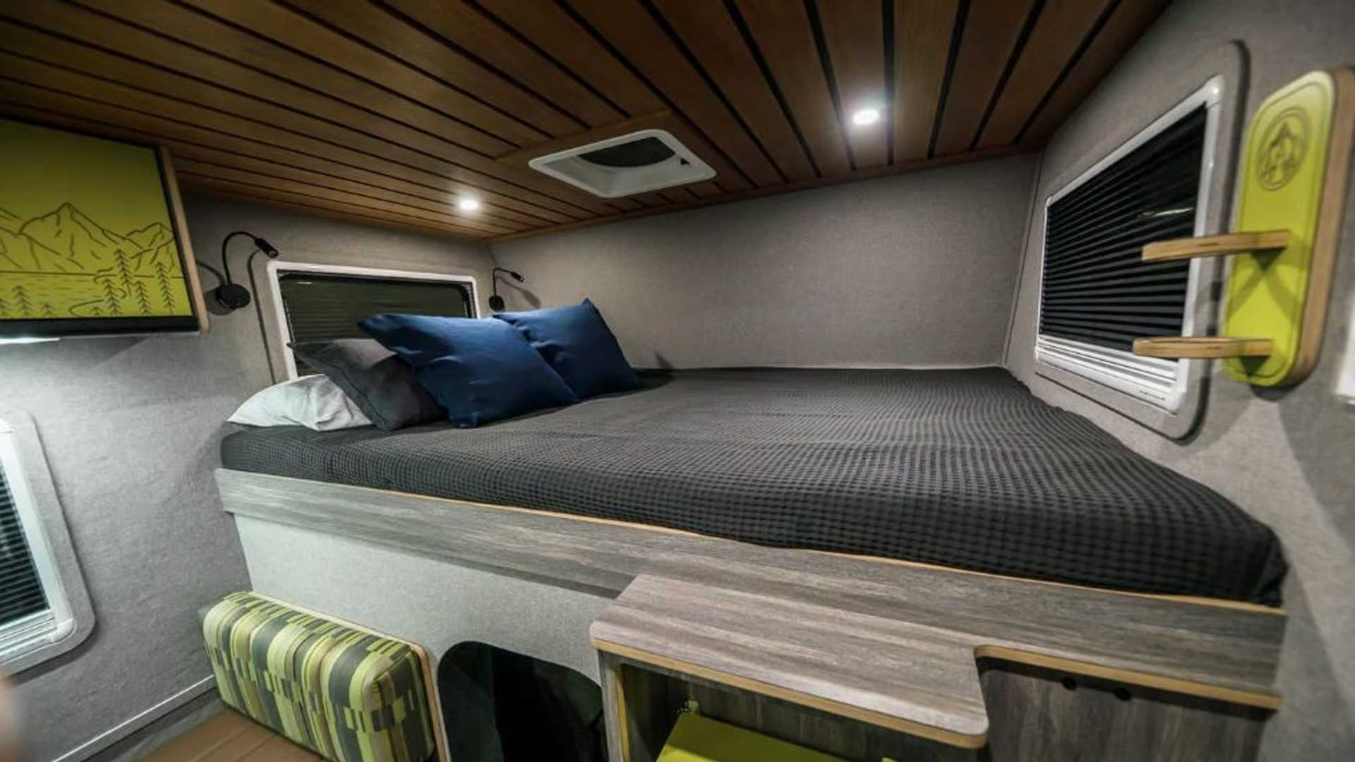 Con este Ford F-450 camperizado podrás acampar donde quieras