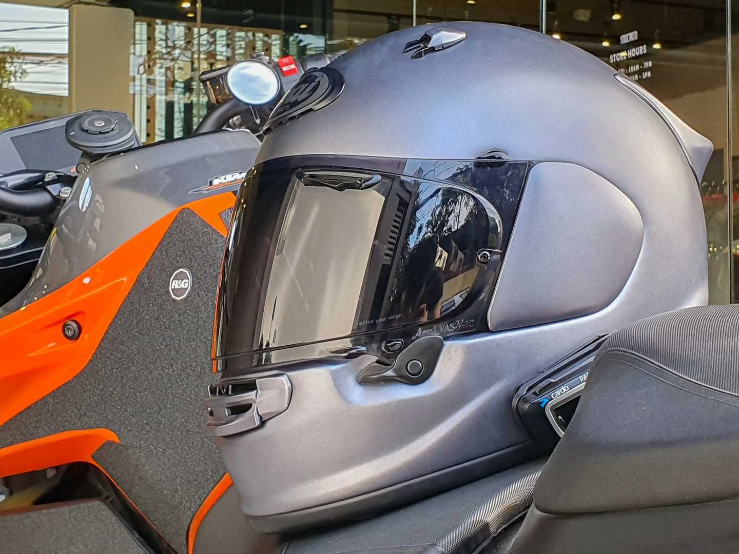 Safest Motorcycle Helmet Arai Quantic Review Road Test 53 OFF Safest Motorcycle Helmet Arai Quantic Review Road Test 53 OFF