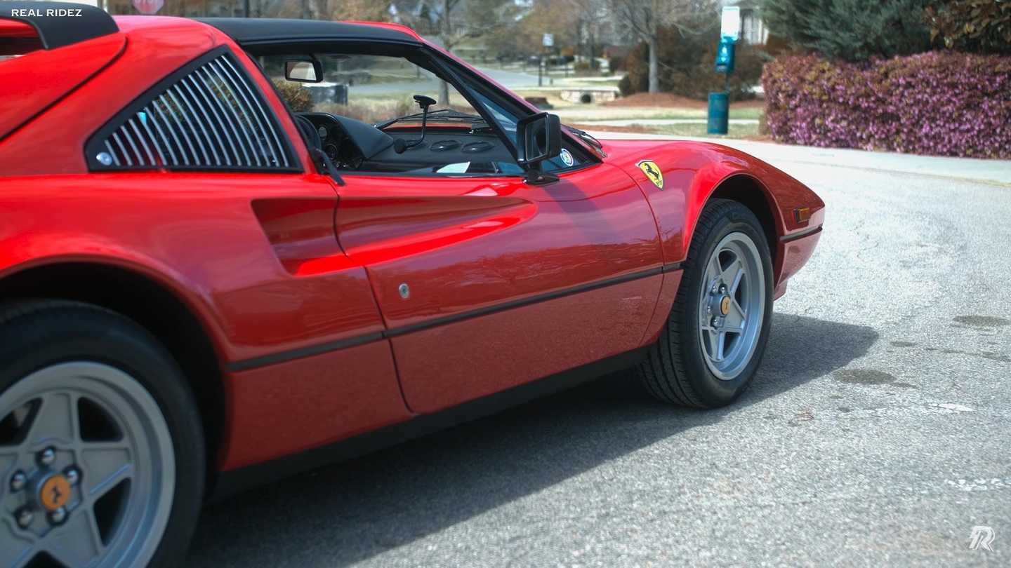 Plus de 30 ans d'attente avant d'acheter la Ferrari de ses rêves