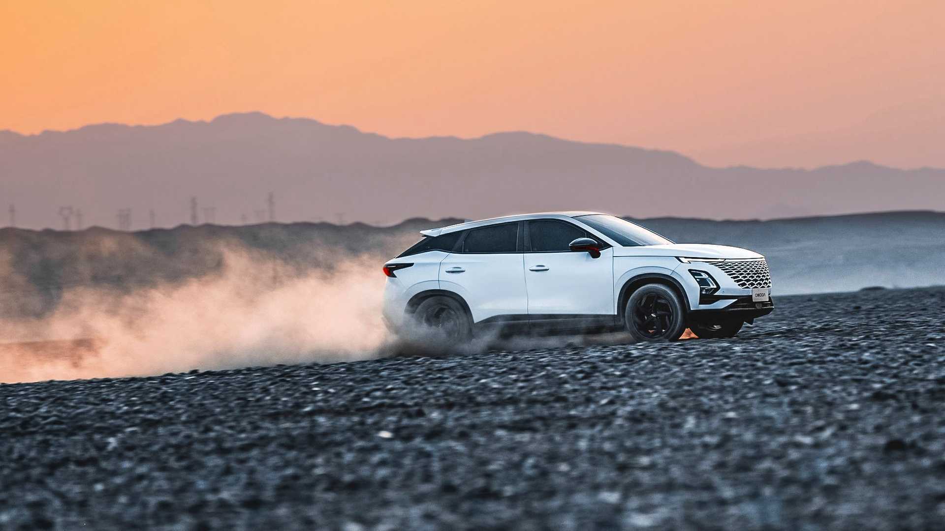 Chery Omoda 5: come è fatto il SUV elettrico per l’Italia