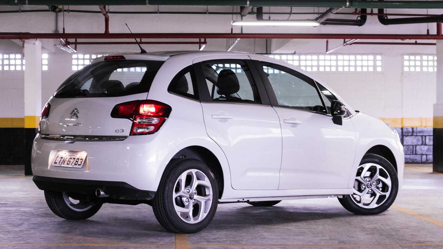 Novo Citroën C3 ficou menor? Veja diferença de tamanho das duas gerações