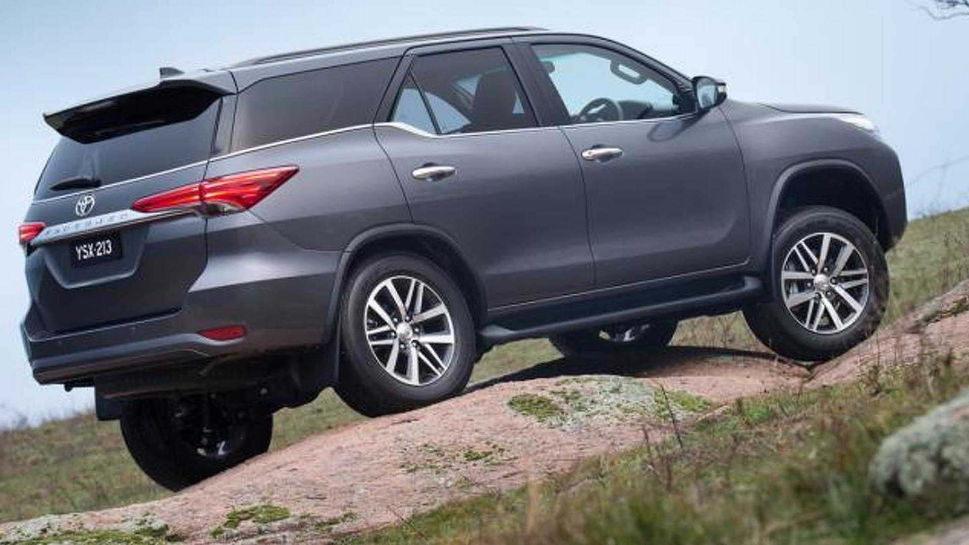 ¿Que te parece el Toyota Fortuner como alternativa al Land Cruiser?