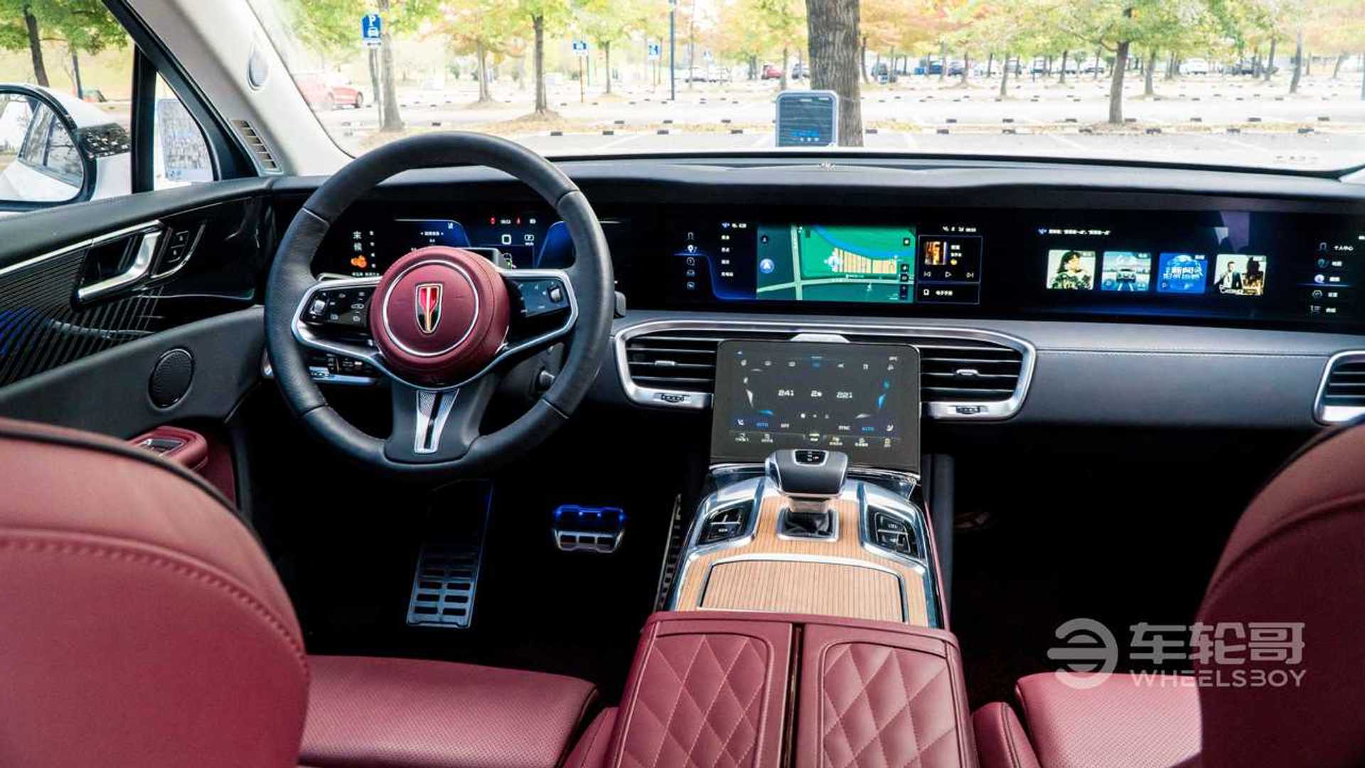 Recordamos el SUV eléctrico Hongqi E-HS9 en vídeo