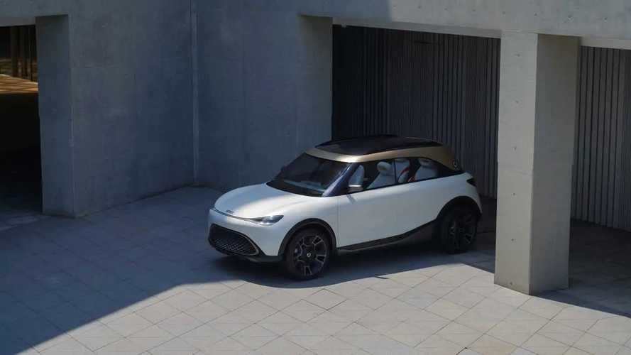 Smart Concept #1 Arrives In Munich As Not-So-Small Electric Crossover