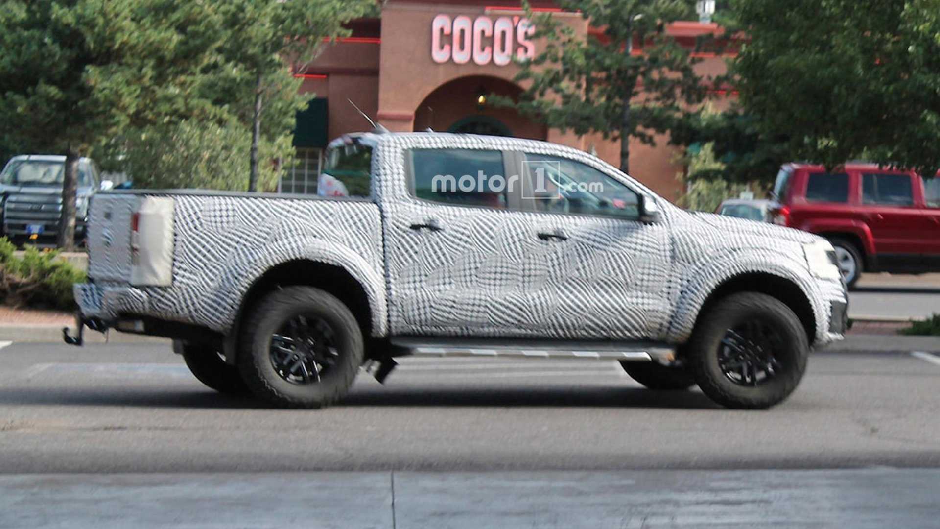 Flagra - Inédita Ford Ranger Raptor revela suas armas
