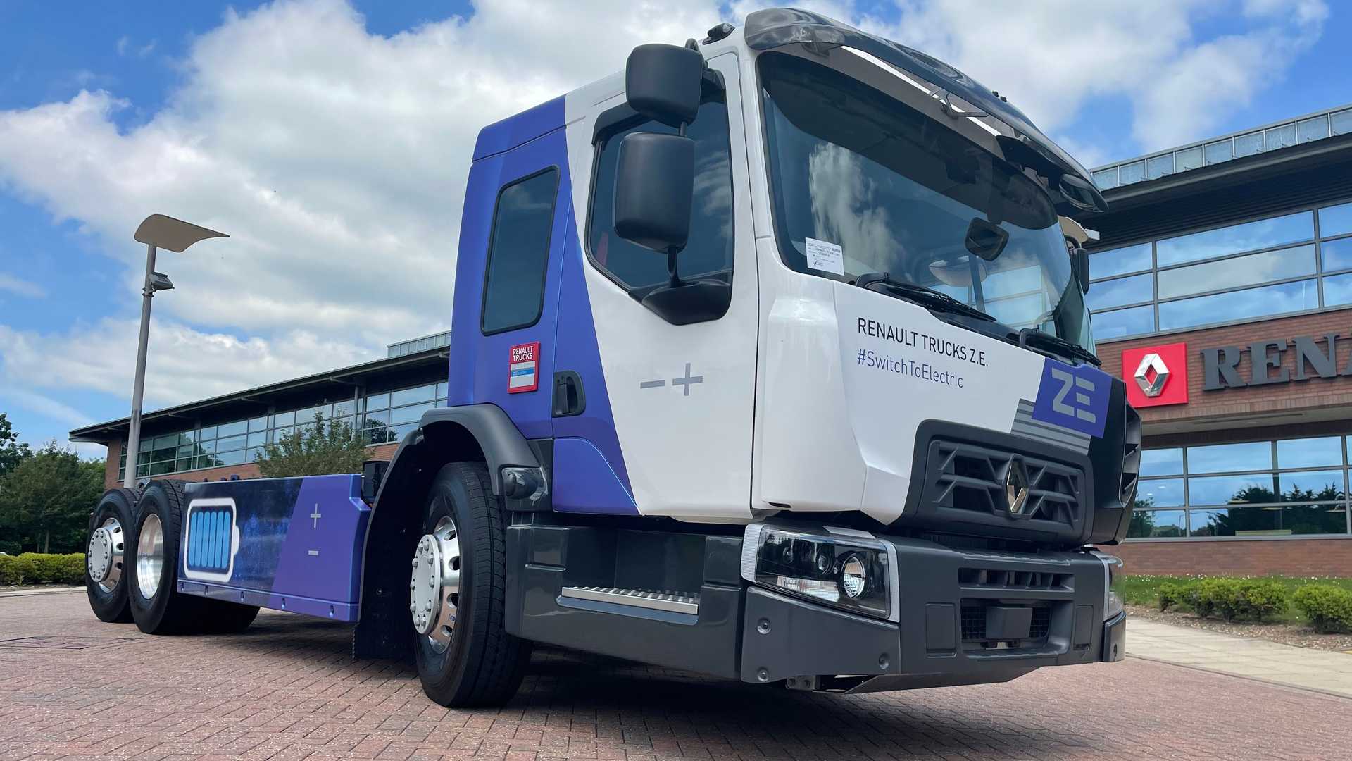 Renault trucks D Wide Z.E. attiva in versione Low Access Cab