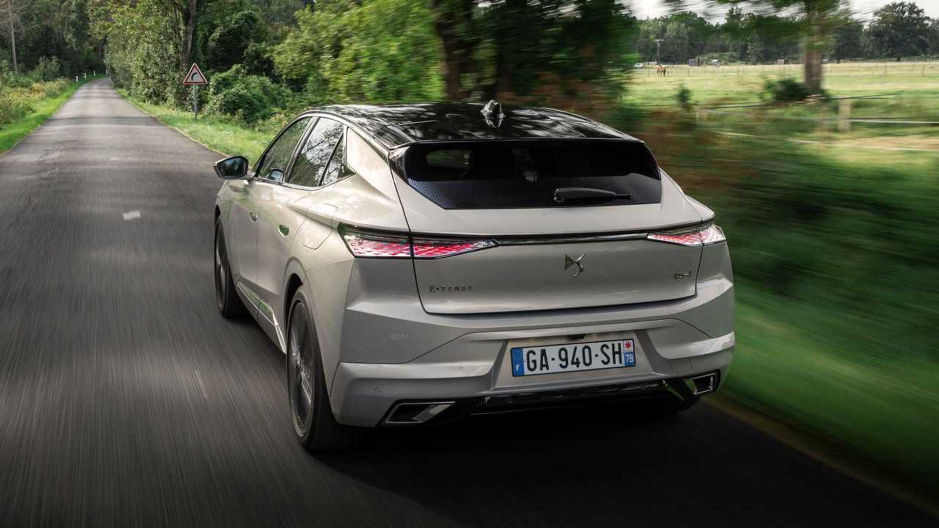 DS 4 (2022), perché comprarla e perché no