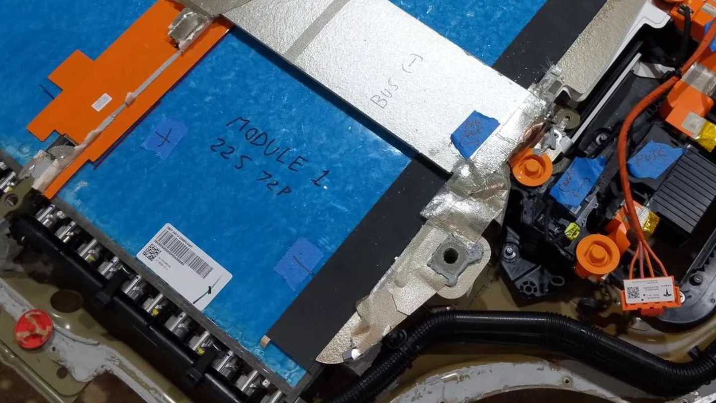 See Inside Of The Tesla Model 3's LFP Prismatic Battery Pack