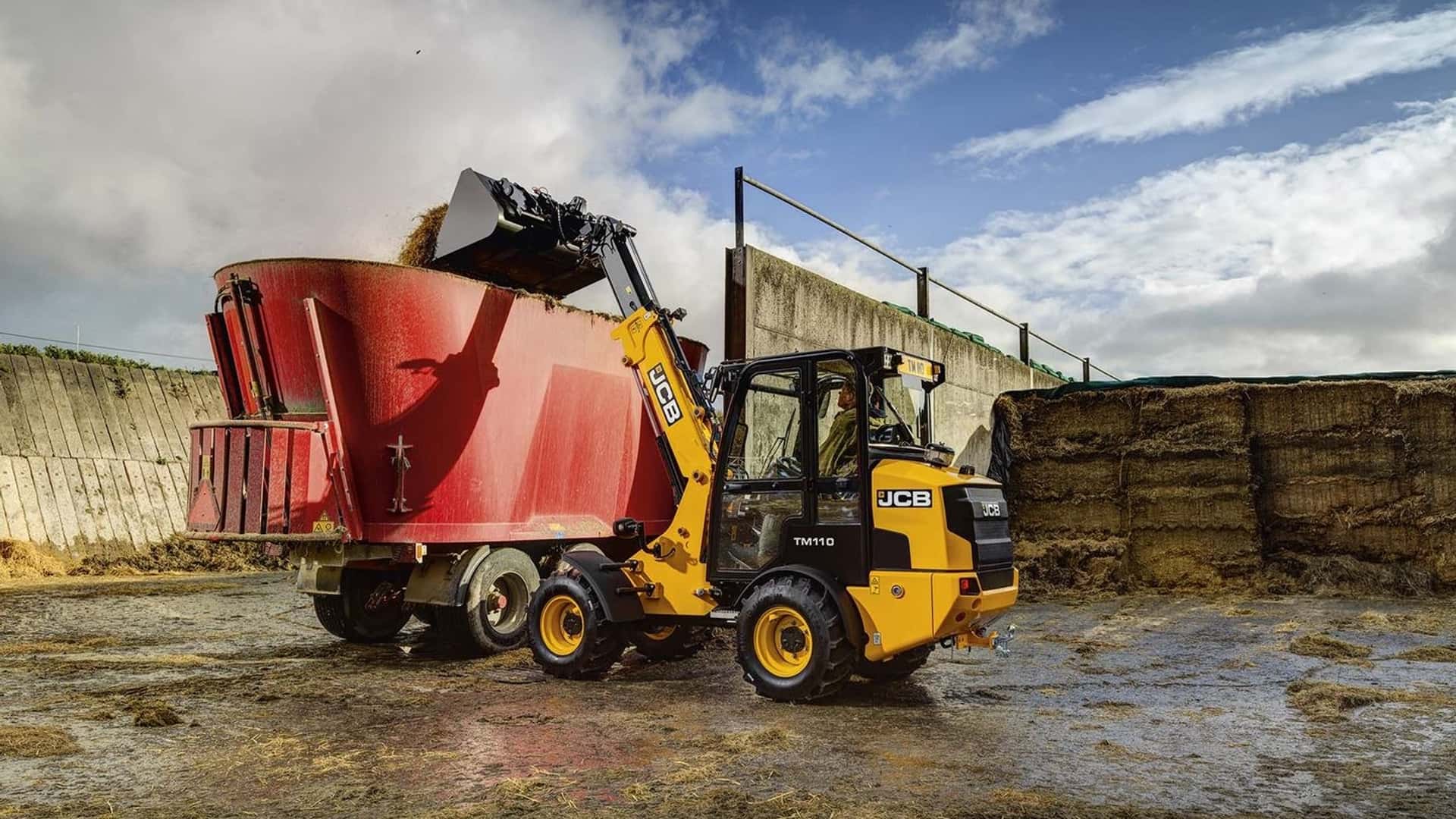 JCB TM110: pala telescopica ultra compatta per il 2025