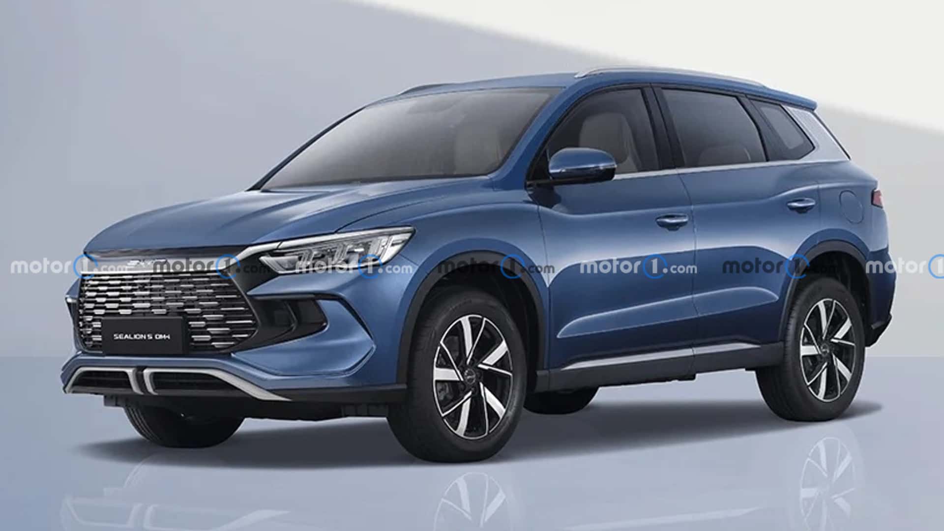 Nuevo BYD Sealion 5 DM-i 2025: SUV chino, precio de derribo… ¡Uy, Kia Sportage!