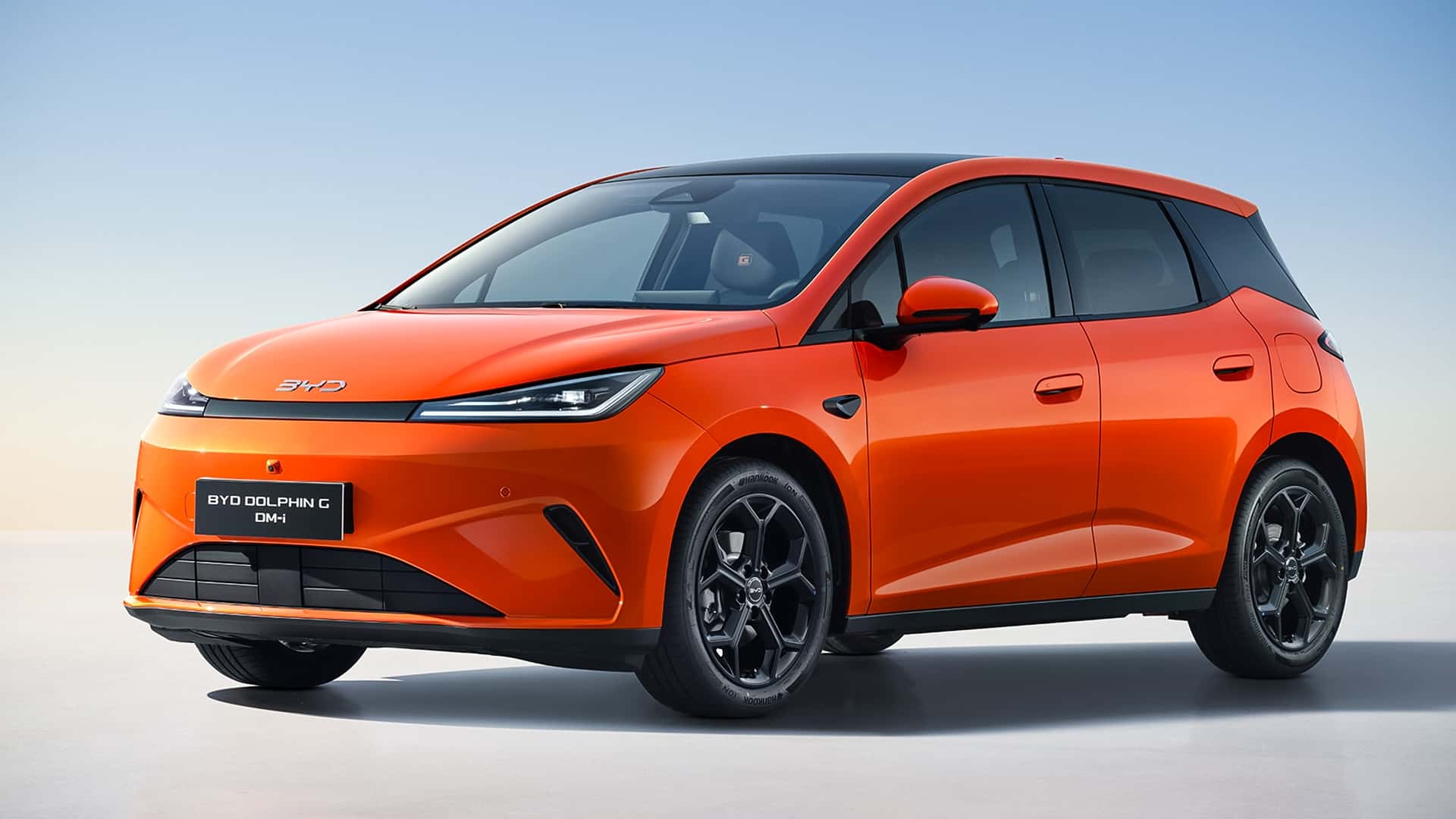 BYD Dolphin G DM-i (2026): Erster Teaser des PHEV-Kleinwagens