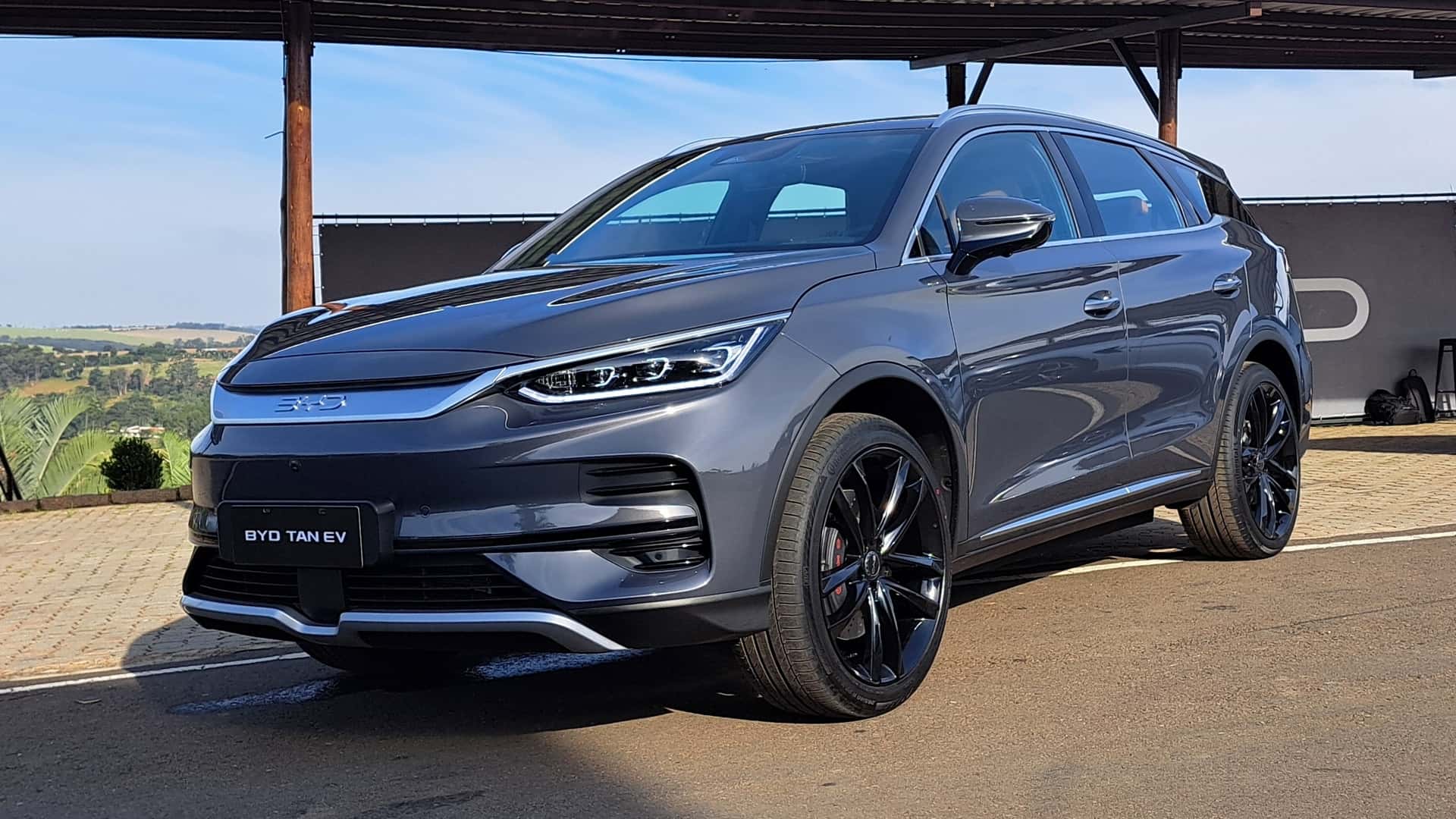 BYD Tan 2024 é lançado no Brasil por R$ 536.800; confira as impressões