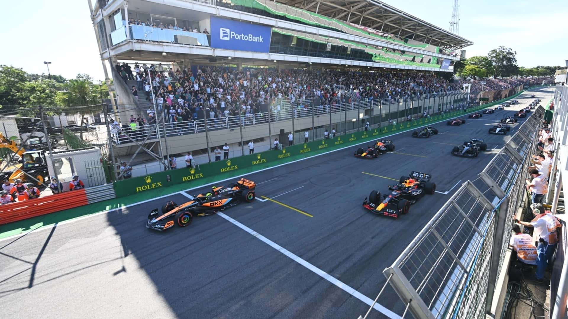 F1 tracks not tyres key to more exciting sprints, says Pirelli