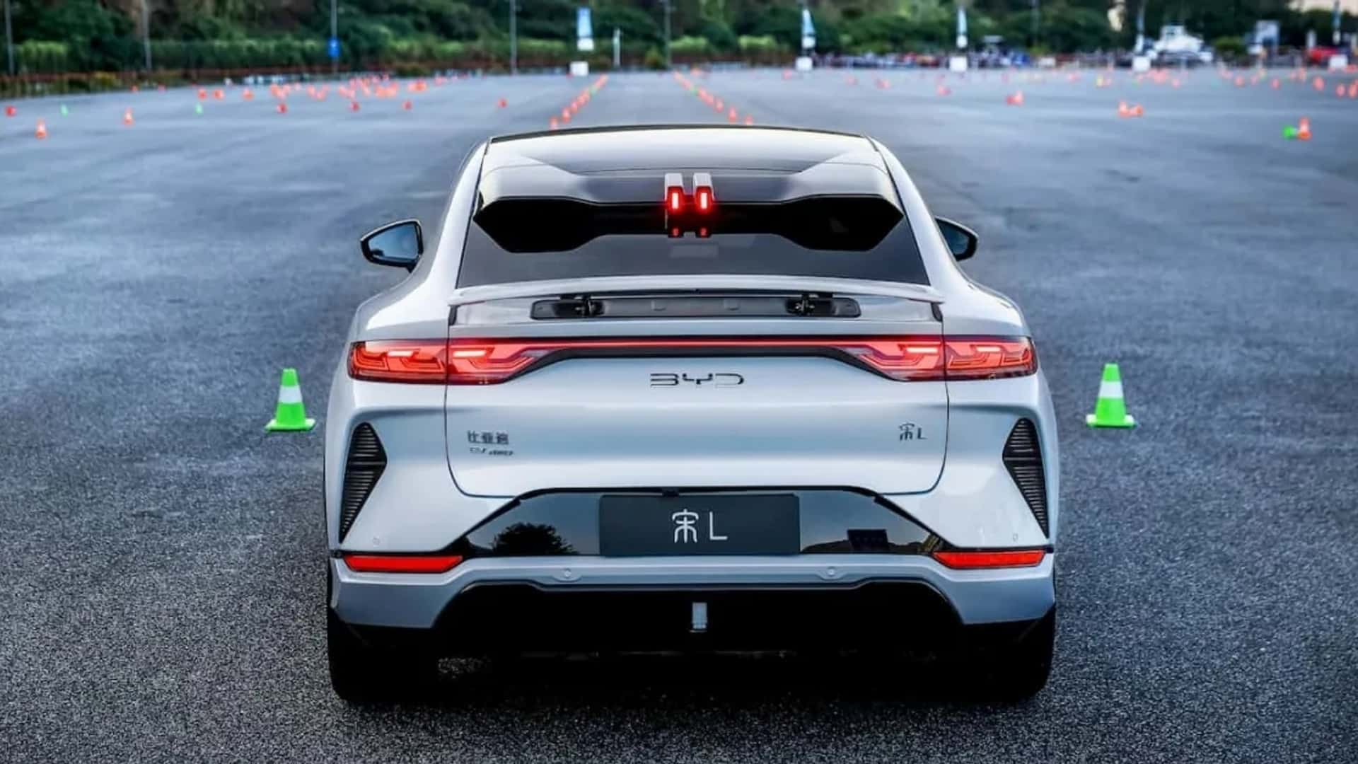 BYD lançará tecnologia própria de assistência à condução no mês que vem