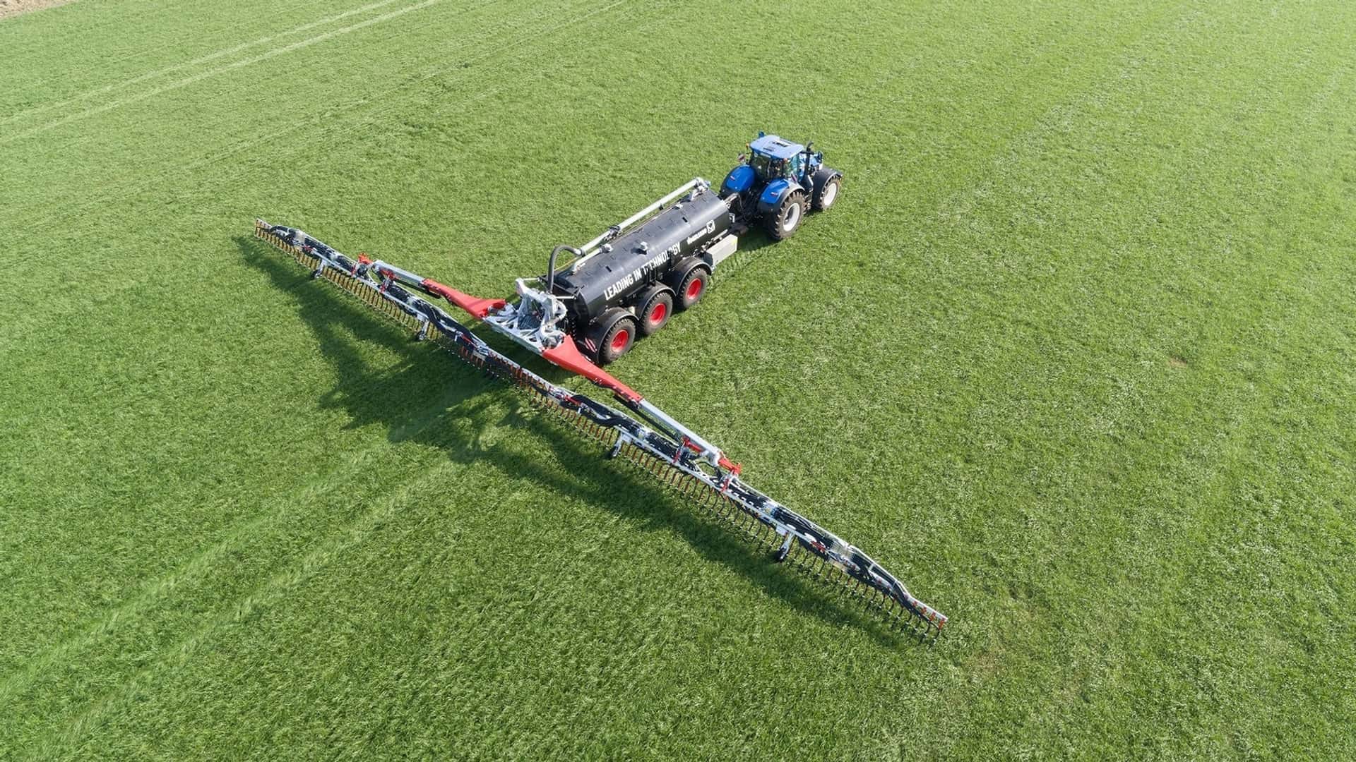 Vogelsang: il BackBird e le novità di spandimento letame 2024