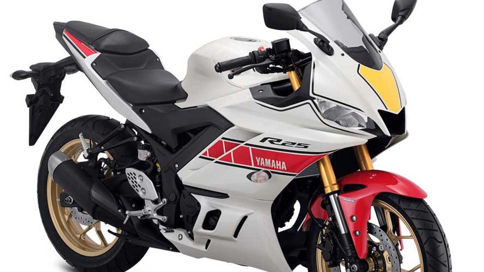 Giliran Yamaha R25 ABS Pakai Livery 60 Tahun di Ajang Balap Dunia