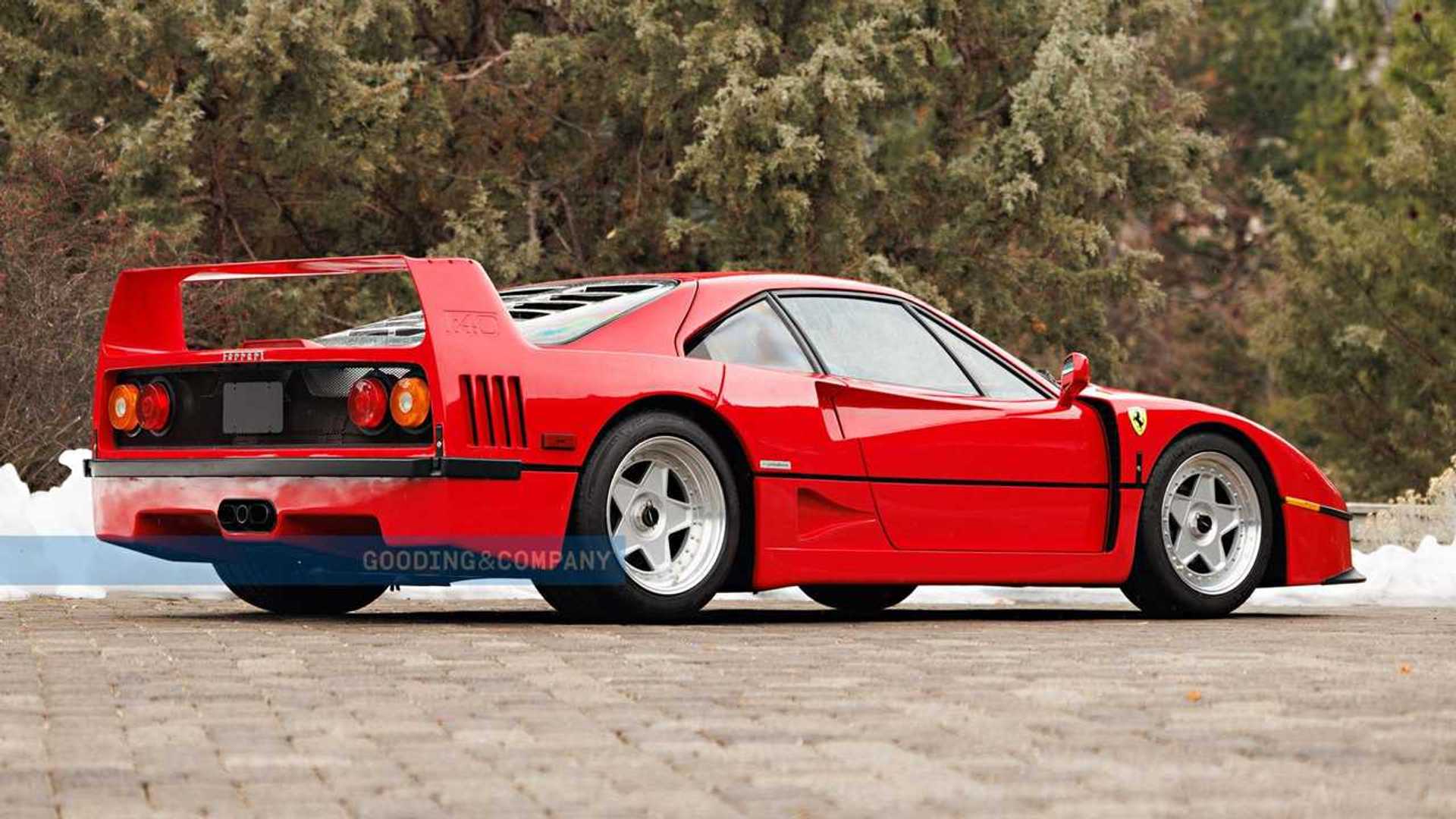 Este Ferrari F40 americano, de 1991, está en venta