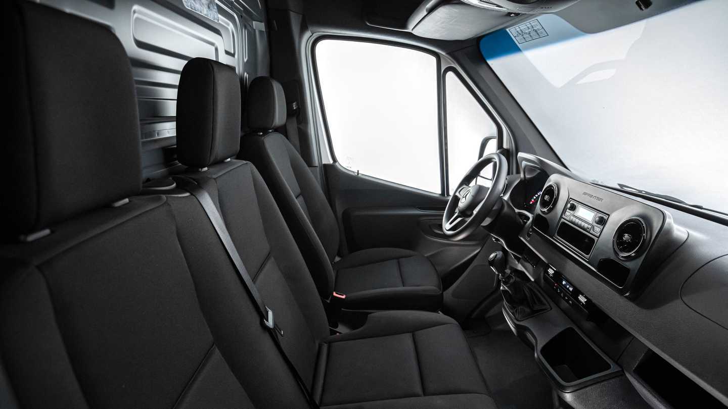 Mercedes Sprinter Street 315 CDI chega com novo motor de 150 cv