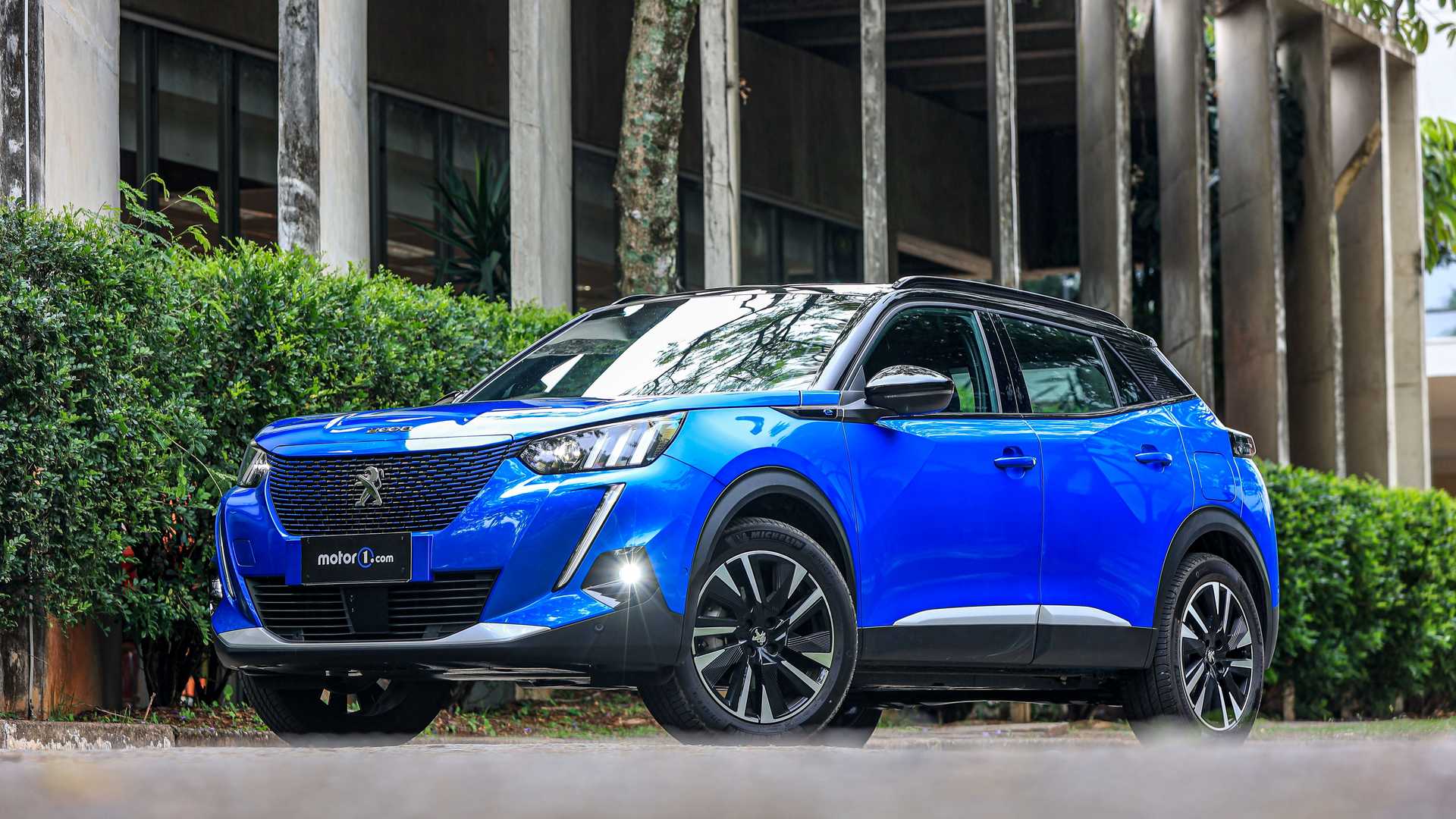 Peugeot e-2008: como anda o SUV 100% elétrico