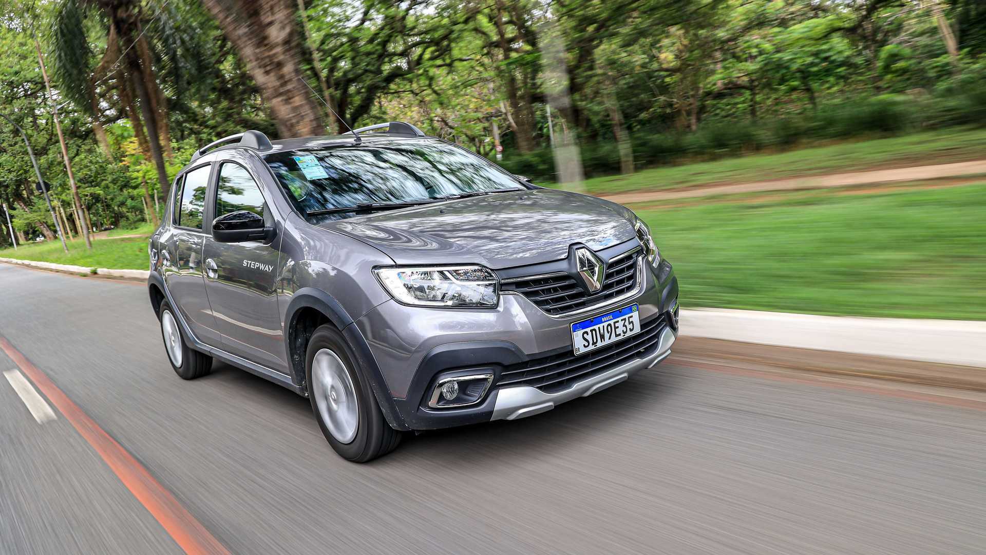 Teste Renault Stepway Zen 1.0 2023: equipamentos e consumo
