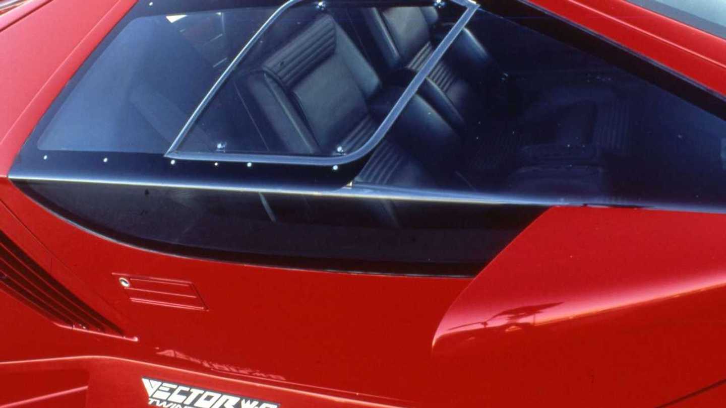 Vector W8: Supercar Sunday