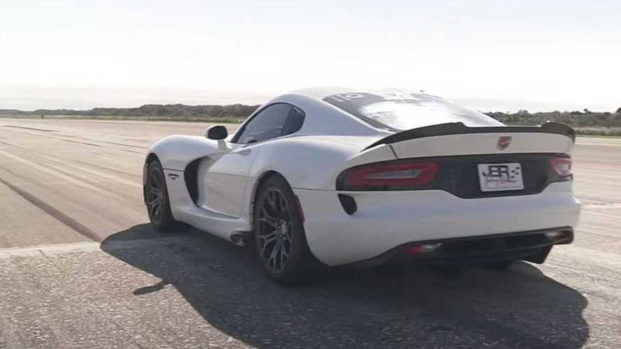Insane Dodge Viper Has 3,300 Wheel HP, Goes 200 MPH In Quarter-Mile